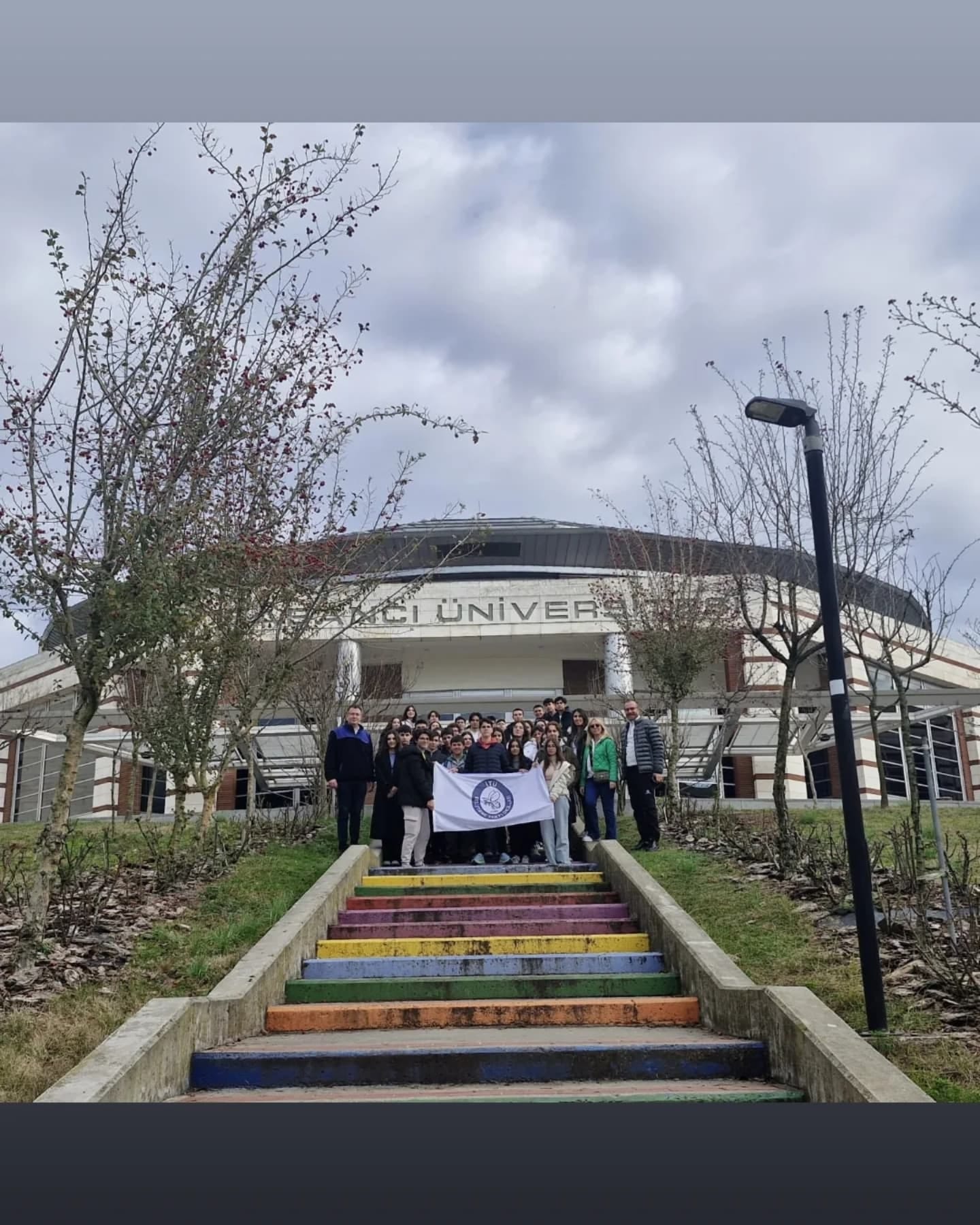 Lise Öğrencilerimiz İstanbul’da Düzenlenen Üniversite Tanıtım Gezisine ...